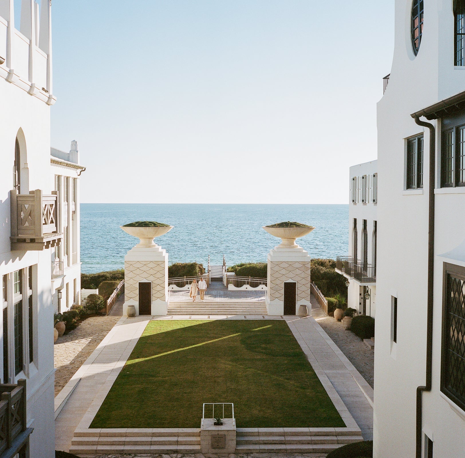 JIGGY X ALYS BEACH | PUZZLES WORTH FRAMING – Alys Shoppe